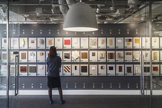 Material ConneXion Tokyo 手に触れてこそ素材は想像力を刺激する。｜Feature｜AMeeT